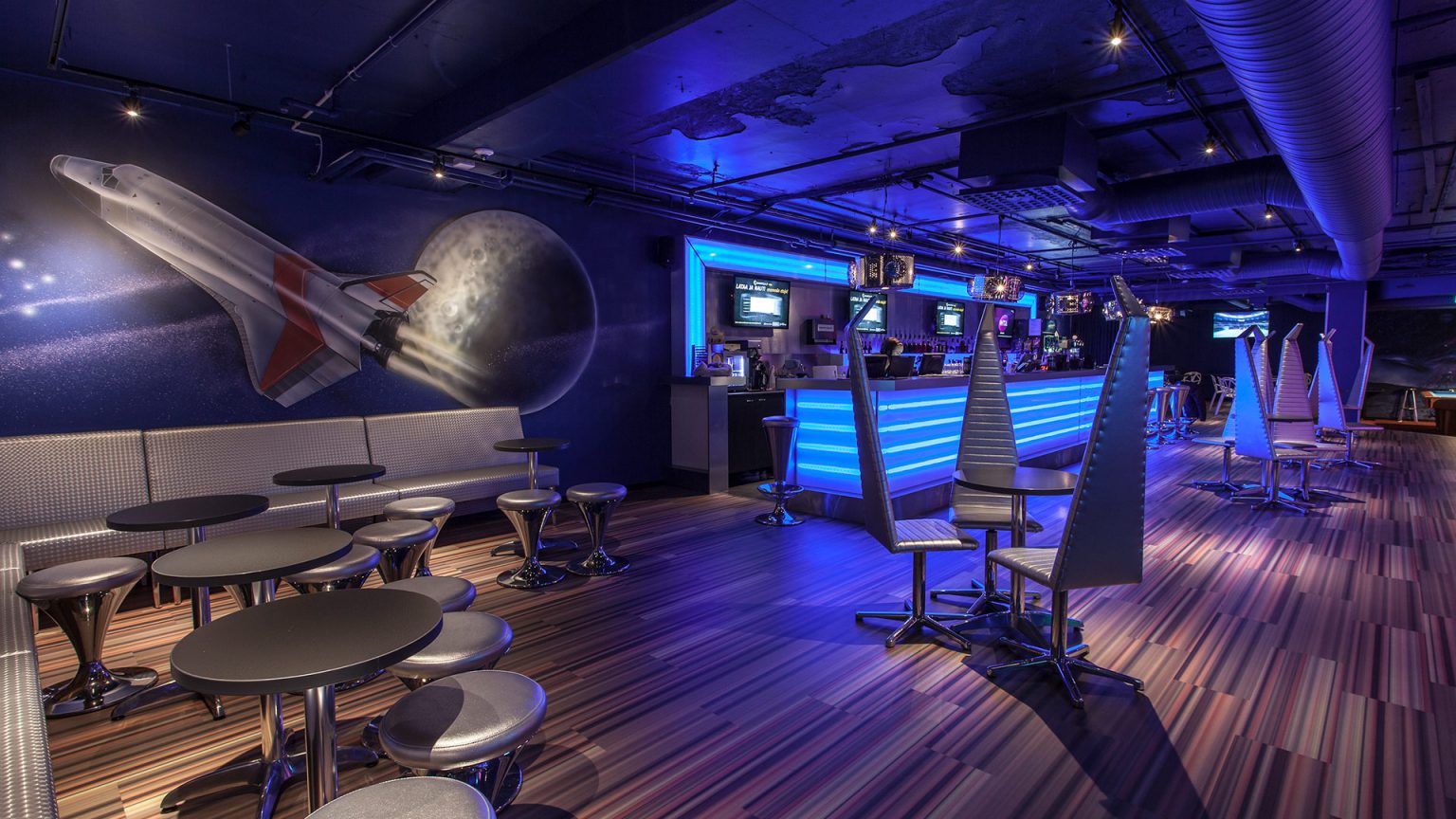 Space Bowling & Billiards Tampere